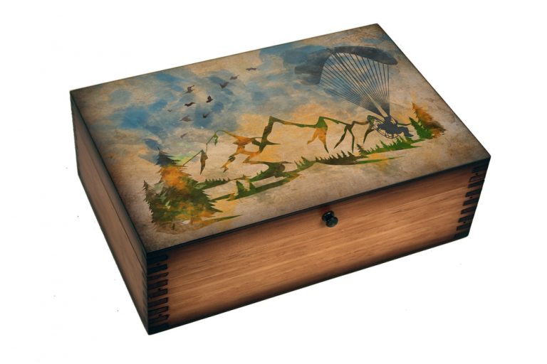 Paraglider's Paradise Memory Box - Relic Wood